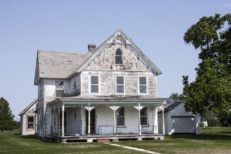 Defects To Look Out For When Buying Or Selling An Old House
