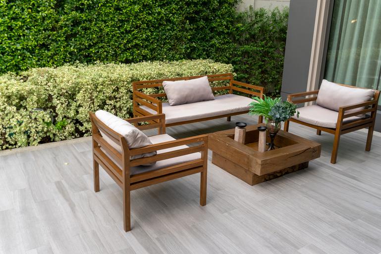 5 Best Flooring Ideas To Make Your Outdoor Living Space Come Alive