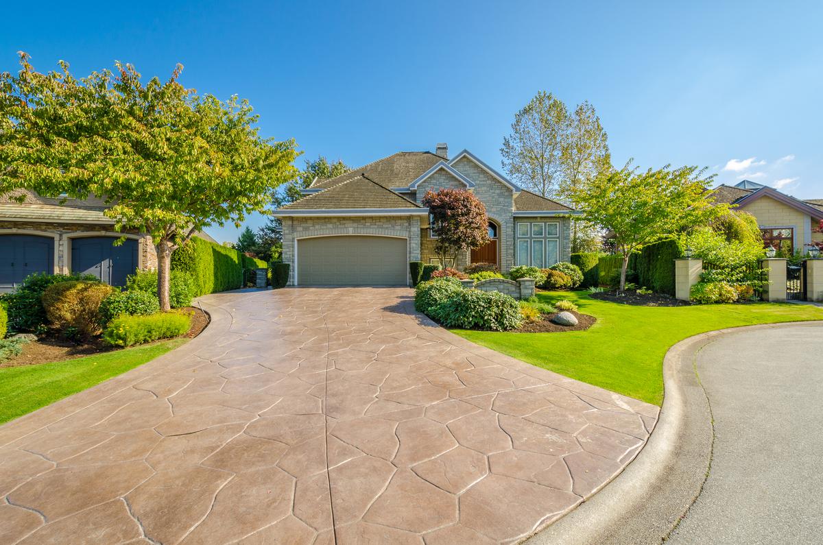 The Benefits Of Repairing Your Driveway The Benefits Of Repairing Your Driveway